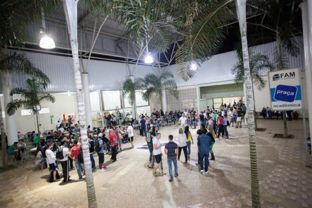 Faculdade de Americana completa 20 anos com grandes histórias